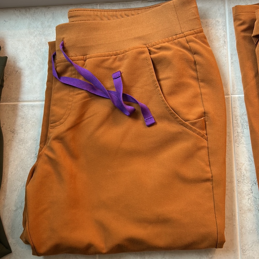 Atlantic Fall Figs Scrub Set - Gem